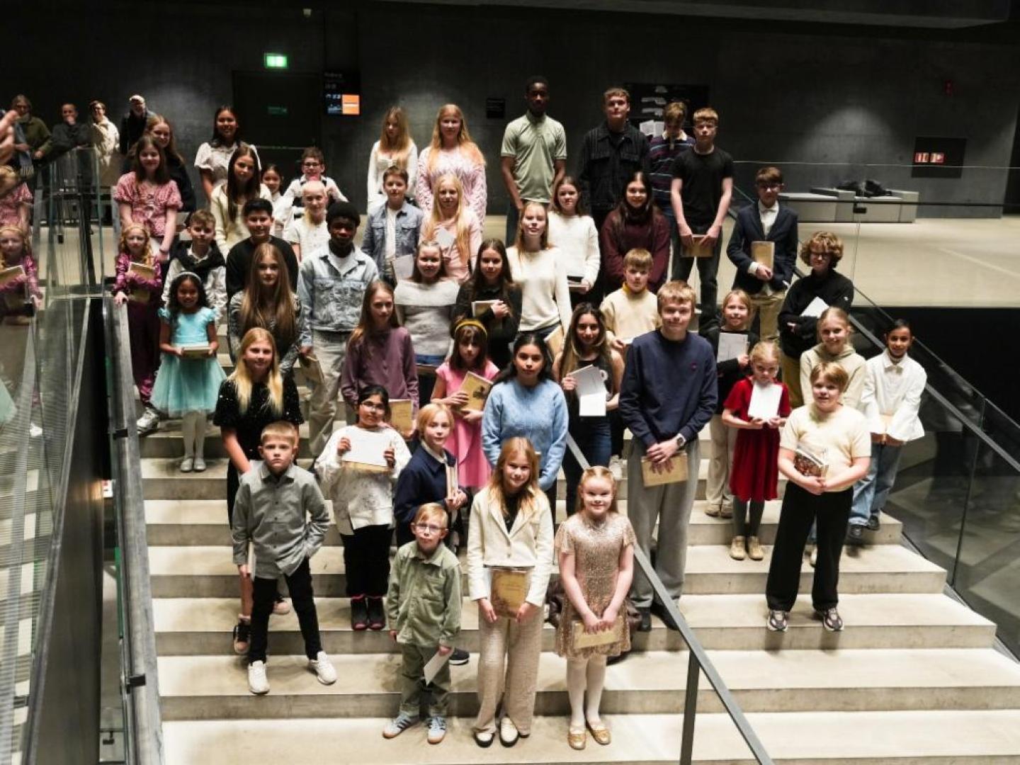 10th grader Auður Sigvaldadóttir wins the Young People's Icelandic ...